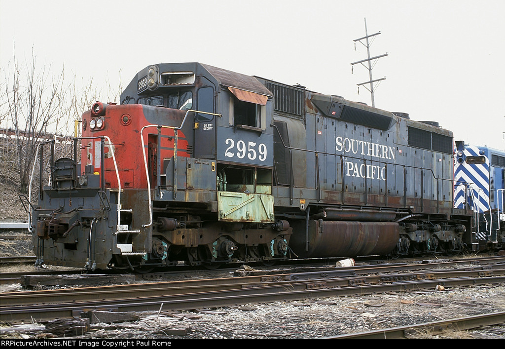 SP 2959, EMD SD35, at OmniTrax rebuild shop